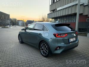 Киа Сид 2023 в Рига, объемом двигателя 1.50 л и пробегом 30 тыс. км за 17756 €, фото  на AUTOMOTO.COM.LV