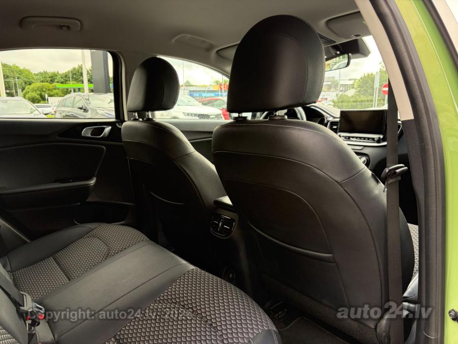 Kia Ceed 2023 in Tallinn, with an engine capacity of 1.50 L and mileage of 49 thousand km for 22900 €, photo 6 on AUTOMOTO.COM.LV