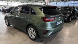 Kia Ceed 2024 in Riga, with an engine capacity of 1.40 L and mileage of 39 thousand km for 18500 €, photo 4 on AUTOMOTO.COM.LV