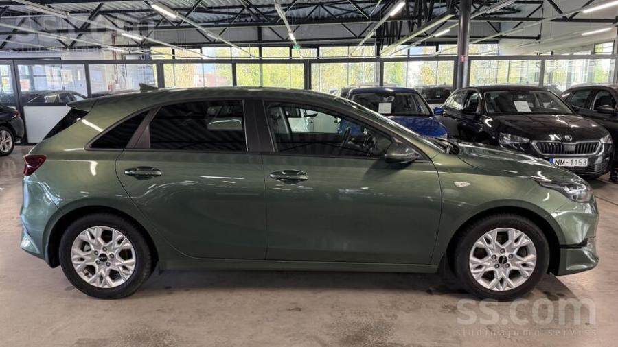 Kia Ceed 2024 in Riga, with an engine capacity of 1.40 L and mileage of 39 thousand km for 18500 €, photo 6 on AUTOMOTO.COM.LV