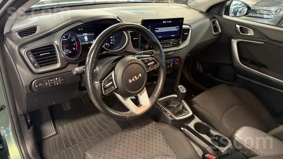 Kia Ceed 2024 in Riga, with an engine capacity of 1.40 L and mileage of 39 thousand km for 18500 €, photo 12 on AUTOMOTO.COM.LV