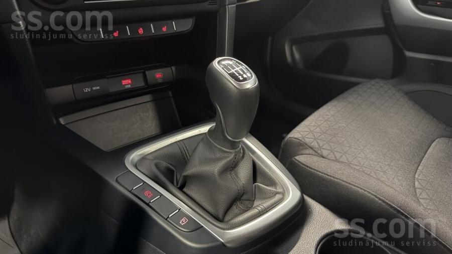 Kia Ceed 2024 in Riga, with an engine capacity of 1.40 L and mileage of 39 thousand km for 18500 €, photo 22 on AUTOMOTO.COM.LV