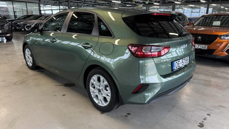 Kia Ceed 2025 Rīga, ar dzinēja tilpumu 1.50 L un nobraukumu 41 tūkst. km par 18500 €, foto 3 vietnē AUTOMOTO.COM.LV