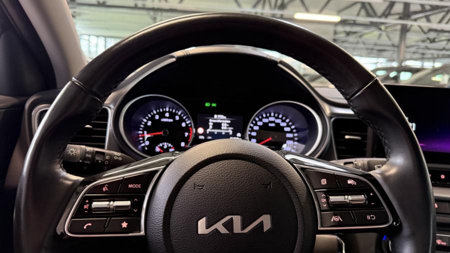 Kia Ceed 2025 Rīga, ar dzinēja tilpumu 1.50 L un nobraukumu 41 tūkst. km par 18500 €, foto 19 vietnē AUTOMOTO.COM.LV