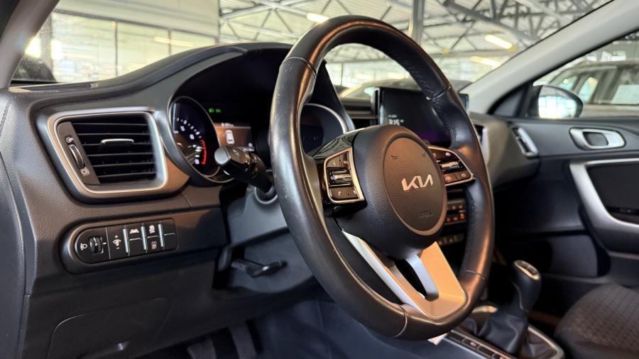 Kia Ceed 2025 in Riga, with an engine capacity of 1.00 L and mileage of 44 thousand km for 17400 €, photo 19 on AUTOMOTO.COM.LV
