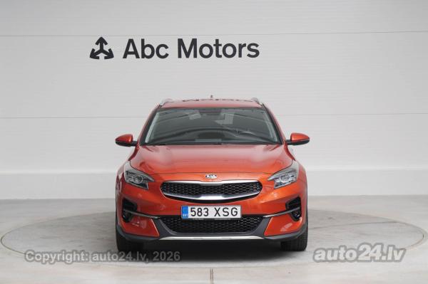 Orange Kia Ceed 2021 in Tallinn, with an engine capacity of 1.50 L and mileage of 68 thousand km for 19490 €, photo 2 on AUTOMOTO.COM.LV