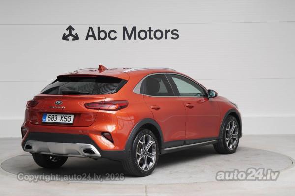 Orange Kia Ceed 2021 in Tallinn, with an engine capacity of 1.50 L and mileage of 68 thousand km for 19490 €, photo 4 on AUTOMOTO.COM.LV