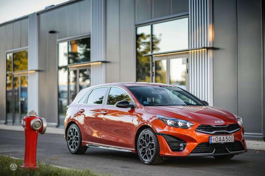 Oranžs Kia Ceed 2023 Viļņa, ar dzinēja tilpumu 1.48 L un nobraukumu 136 tūkst. km par 17700 €, foto 24 vietnē AUTOMOTO.COM.LV