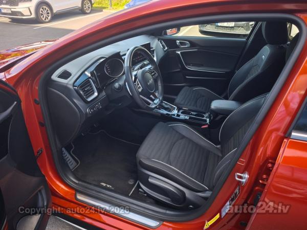 Oranžs Kia Ceed 2025 Tallina, ar dzinēja tilpumu 1.50 L un nobraukumu 25 tūkst. km par 29900 €, foto 9 vietnē AUTOMOTO.COM.LV