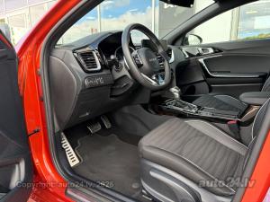 Orange Kia Ceed 2025 in Tallinn, with an engine capacity of 1.50 L and mileage of 16 thousand km for 29900 €, photo 8 on AUTOMOTO.COM.LV