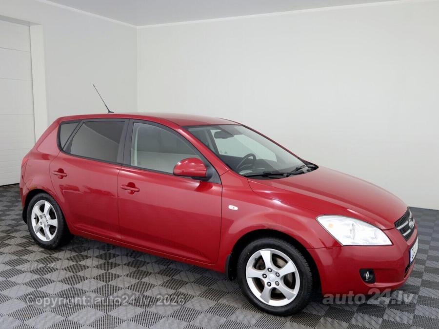 Red Kia Ceed 2007 in Tallinn, with an engine capacity of 1.60 L and mileage of 245 thousand km for 2199 €, photo 1 on AUTOMOTO.COM.LV
