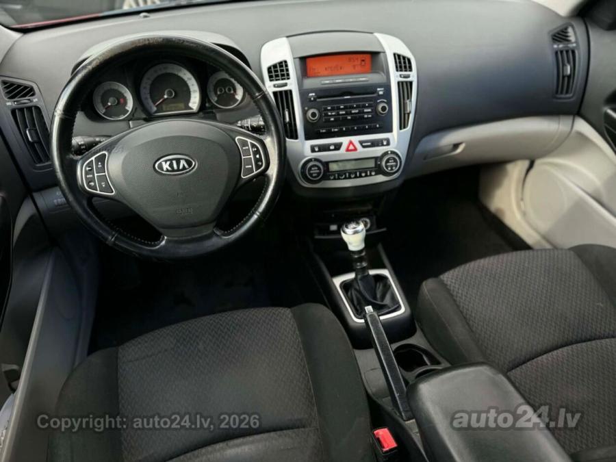 Sarkans Kia Ceed 2007 Tartu, ar dzinēja tilpumu 1.40 L un nobraukumu 250 tūkst. km par 2300 €, foto 7 vietnē AUTOMOTO.COM.LV