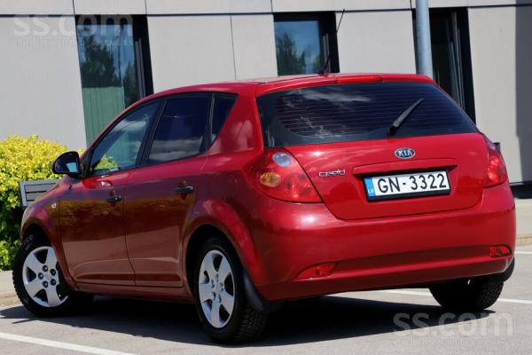 Красный Киа Сид 2007 в Тукумс, объемом двигателя 1.40 л и пробегом 269 тыс. км за 1590 €, фото 4 на AUTOMOTO.COM.LV