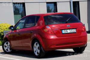 Sarkans Kia Ceed 2007 Tukums, ar dzinēja tilpumu 1.40 L un nobraukumu 269 tūkst. km par 1590 €, foto 5 vietnē AUTOMOTO.COM.LV