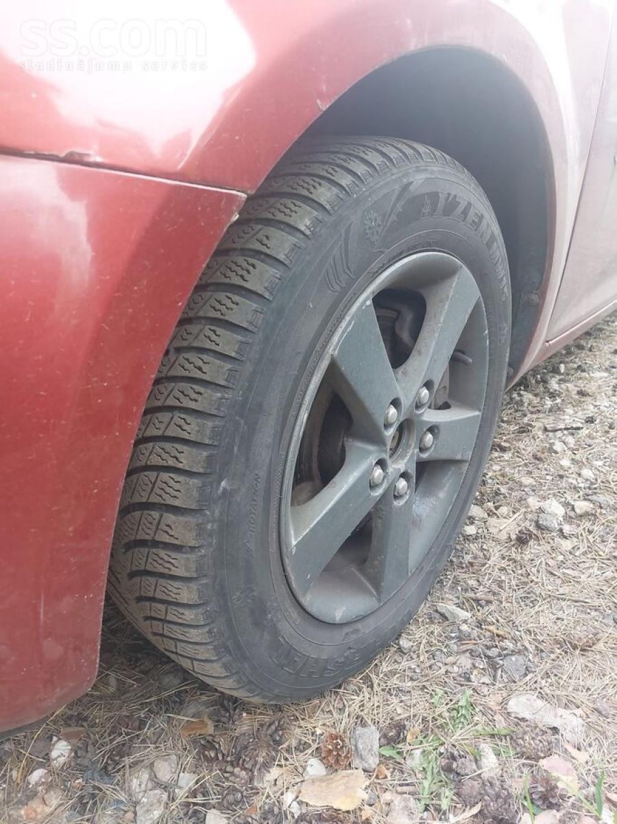 Sarkans Kia Ceed 2008 Rīga, ar dzinēja tilpumu 1.60 L un nobraukumu 255 tūkst. km par 650 €, foto 4 vietnē AUTOMOTO.COM.LV
