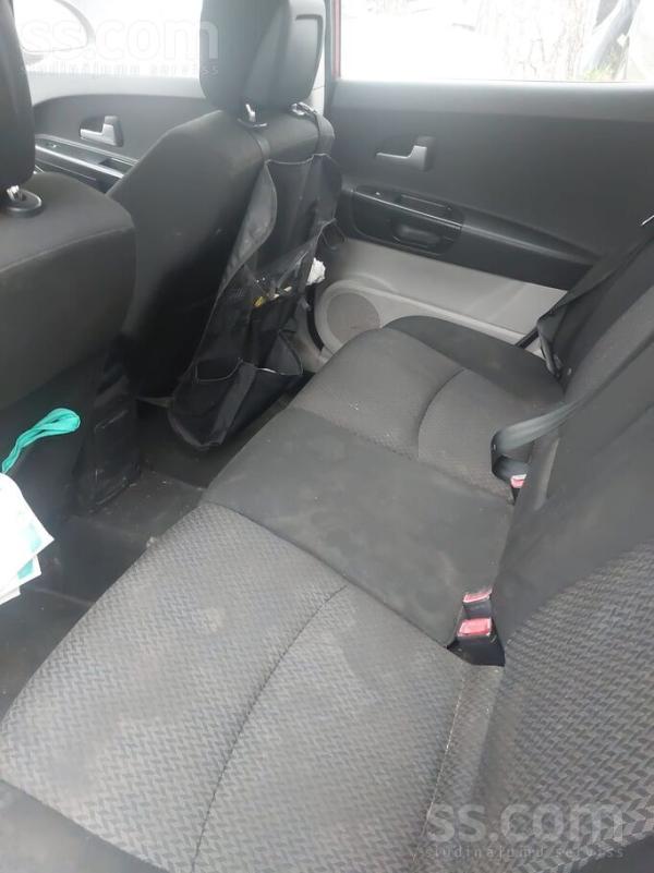 Sarkans Kia Ceed 2008 Rīga, ar dzinēja tilpumu 1.60 L un nobraukumu 255 tūkst. km par 650 €, foto 7 vietnē AUTOMOTO.COM.LV