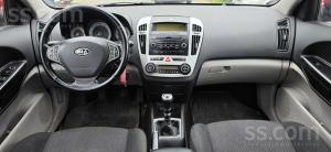 Red Kia Ceed 2008 in Valmiera, with an engine capacity of 1.60 L and mileage of 381 thousand km for 1300 €, photo 8 on AUTOMOTO.COM.LV