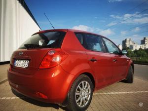 Sarkans Kia Ceed 2008 Viļņa, ar dzinēja tilpumu 1.60 L un nobraukumu 255 tūkst. km par 3450 €, foto 10 vietnē AUTOMOTO.COM.LV