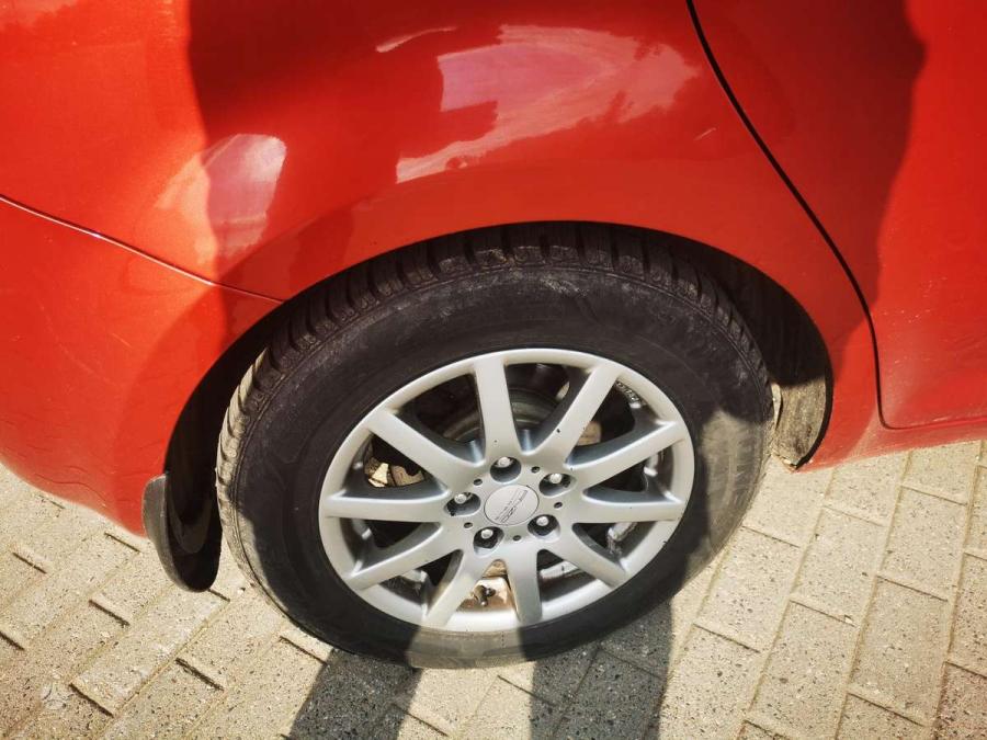 Sarkans Kia Ceed 2008 Viļņa, ar dzinēja tilpumu 1.60 L un nobraukumu 255 tūkst. km par 3450 €, foto 13 vietnē AUTOMOTO.COM.LV