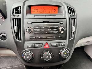 Sarkans Kia Ceed 2008 Viļņa, ar dzinēja tilpumu 1.59 L un nobraukumu 122 tūkst. km par 1200 €, foto 9 vietnē AUTOMOTO.COM.LV