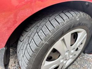 Sarkans Kia Ceed 2008 Viļņa, ar dzinēja tilpumu 1.59 L un nobraukumu 122 tūkst. km par 1200 €, foto 20 vietnē AUTOMOTO.COM.LV