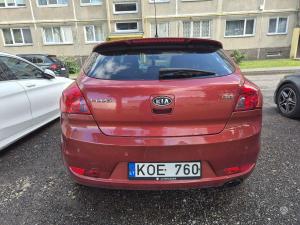 Sarkans Kia Ceed 2008 Kauņa, ar dzinēja tilpumu 1.58 L un nobraukumu 296 tūkst. km par 1495 €, foto 3 vietnē AUTOMOTO.COM.LV