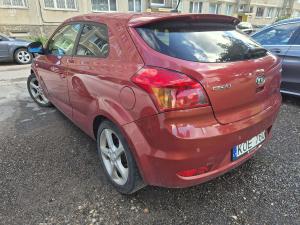 Sarkans Kia Ceed 2008 Kauņa, ar dzinēja tilpumu 1.58 L un nobraukumu 296 tūkst. km par 1495 €, foto 6 vietnē AUTOMOTO.COM.LV