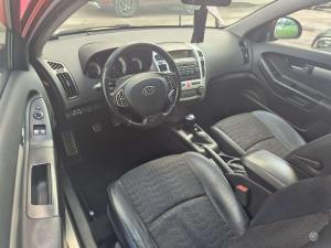 Sarkans Kia Ceed 2008 Kauņa, ar dzinēja tilpumu 1.58 L un nobraukumu 296 tūkst. km par 1495 €, foto 9 vietnē AUTOMOTO.COM.LV