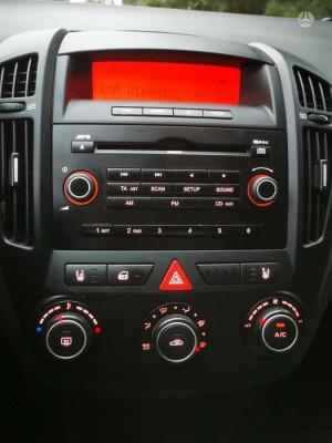 Sarkans Kia Ceed 2008 Viļņa, ar dzinēja tilpumu 1.60 L un nobraukumu 259 tūkst. km par 3553 €, foto 7 vietnē AUTOMOTO.COM.LV