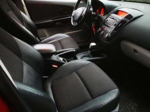 Sarkans Kia Ceed 2008 Viļņa, ar dzinēja tilpumu 1.60 L un nobraukumu 259 tūkst. km par 3553 €, foto 12 vietnē AUTOMOTO.COM.LV