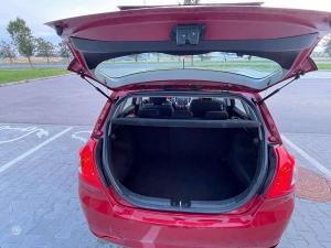 Red Kia Ceed 2010 in Panevezys, with an engine capacity of 1.58 L and mileage of 272 thousand km for 2850 €, photo 7 on AUTOMOTO.COM.LV