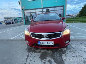 Красный Киа Сид 2010 в Каунас, объемом двигателя 1.60 л и пробегом 272 тыс. км за 2650 €, фото  на AUTOMOTO.COM.LV