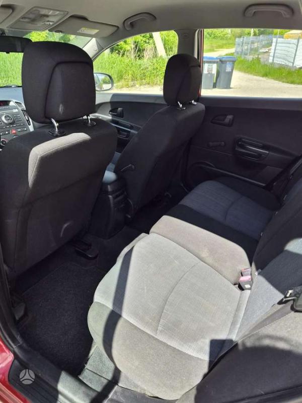 Sarkans Kia Ceed 2011 Viļņa, ar dzinēja tilpumu 1.40 L un nobraukumu 194 tūkst. km par 2000 €, foto 8 vietnē AUTOMOTO.COM.LV