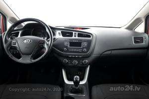 Red Kia Ceed 2012 in Tallinn, with an engine capacity of 1.60 L and mileage of 319 thousand km for 2799 €, photo 6 on AUTOMOTO.COM.LV