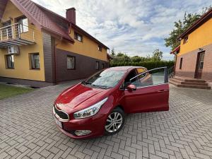Sarkans Kia Ceed 2013 Trakai, ar dzinēja tilpumu 1.58 L un nobraukumu 246 tūkst. km par 5500 €, foto  vietnē AUTOMOTO.COM.LV