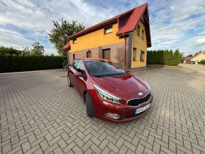 Sarkans Kia Ceed 2013 Trakai, ar dzinēja tilpumu 1.58 L un nobraukumu 246 tūkst. km par 5500 €, foto 3 vietnē AUTOMOTO.COM.LV