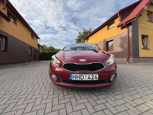 Sarkans Kia Ceed 2013 Trakai, ar dzinēja tilpumu 1.58 L un nobraukumu 246 tūkst. km par 5500 €, foto 4 vietnē AUTOMOTO.COM.LV