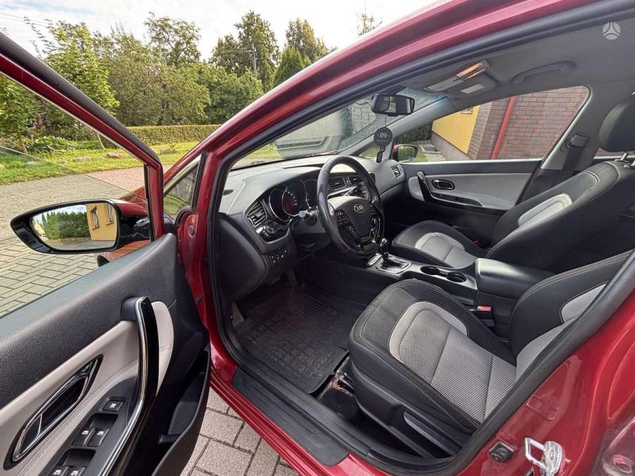Sarkans Kia Ceed 2013 Trakai, ar dzinēja tilpumu 1.58 L un nobraukumu 246 tūkst. km par 5500 €, foto 9 vietnē AUTOMOTO.COM.LV