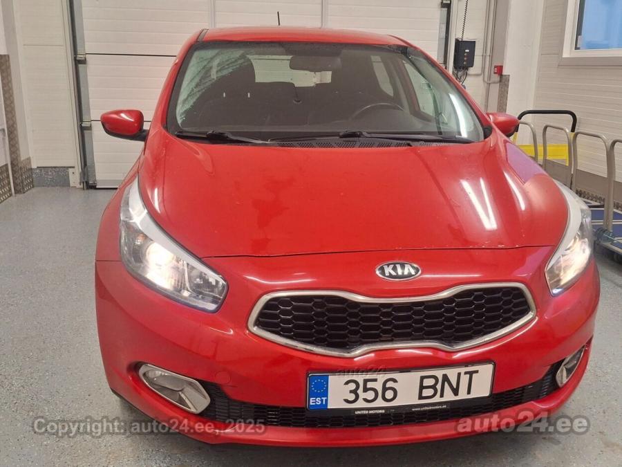 Sarkans Kia Ceed 2015 Tallina, ar dzinēja tilpumu 1.40 L un nobraukumu 154 tūkst. km par 6000 €, foto 2 vietnē AUTOMOTO.COM.LV