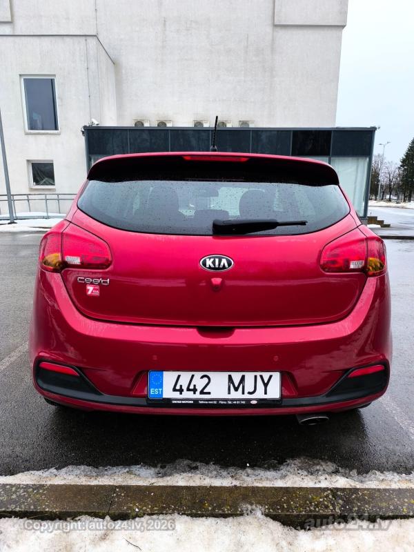 Red Kia Ceed 2015 in Tallinn, with an engine capacity of 1.60 L and mileage of 159 thousand km for 6200 €, photo 5 on AUTOMOTO.COM.LV