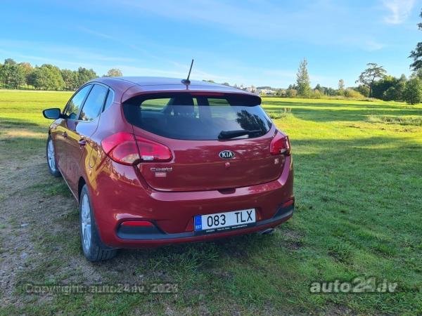 Red Kia Ceed 2015 in Tallinn, with an engine capacity of 1.60 L and mileage of 145 thousand km for 7500 €, photo 3 on AUTOMOTO.COM.LV