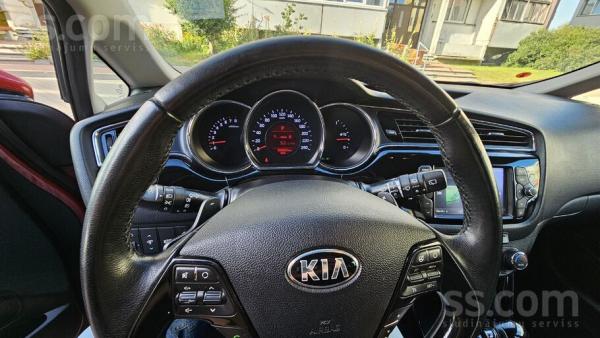 Sarkans Kia Ceed 2015 Liepāja, ar dzinēja tilpumu 1.60 L un nobraukumu 99 tūkst. km par 6800 €, foto 8 vietnē AUTOMOTO.COM.LV