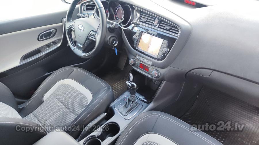 Sarkans Kia Ceed 2016 Tartu, ar dzinēja tilpumu 1.60 L un nobraukumu 88 tūkst. km par 9990 €, foto 9 vietnē AUTOMOTO.COM.LV