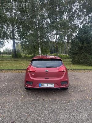 Sarkans Kia Ceed 2016 Rīga, ar dzinēja tilpumu 1.60 L un nobraukumu 211 tūkst. km par 4400 €, foto 5 vietnē AUTOMOTO.COM.LV