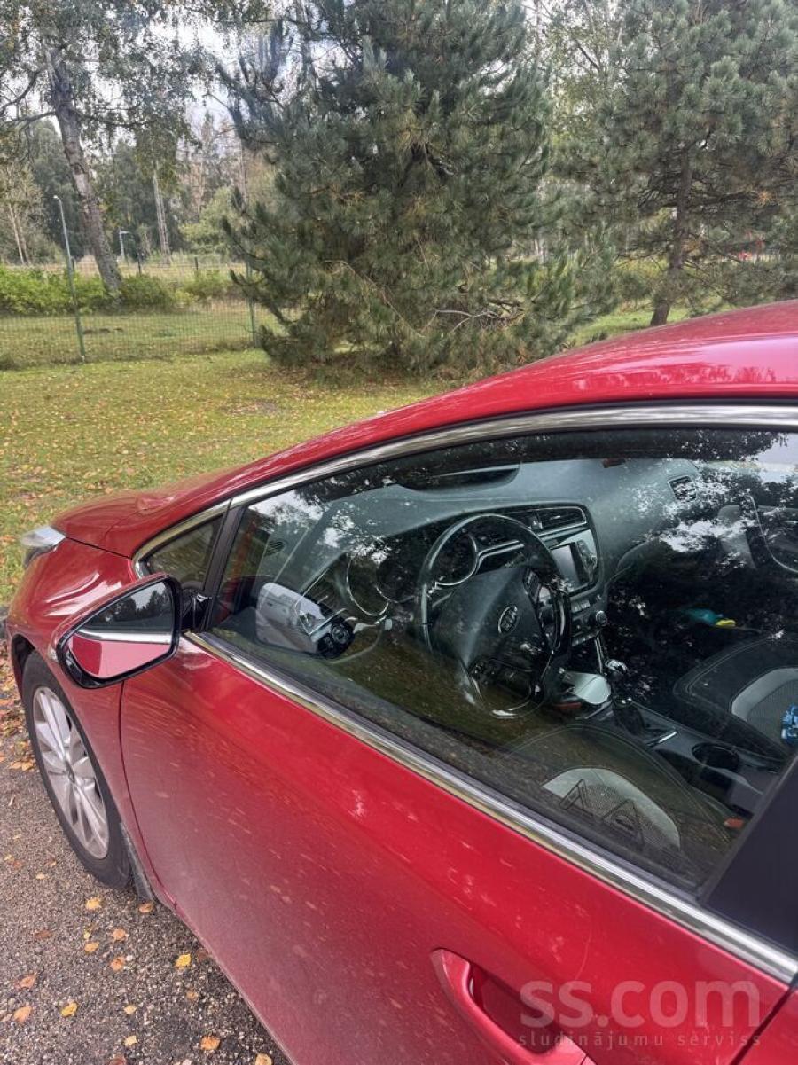 Sarkans Kia Ceed 2016 Rīga, ar dzinēja tilpumu 1.60 L un nobraukumu 211 tūkst. km par 4400 €, foto 6 vietnē AUTOMOTO.COM.LV