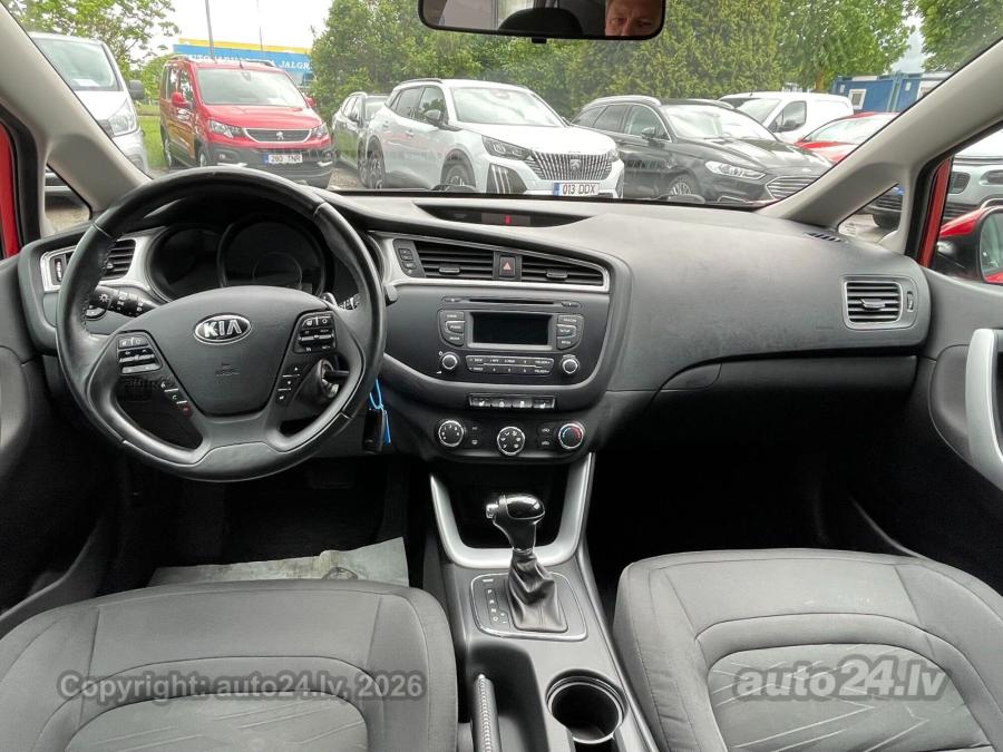 Sarkans Kia Ceed 2017 Tartu, ar dzinēja tilpumu 1.60 L un nobraukumu 88 tūkst. km par 8490 €, foto 10 vietnē AUTOMOTO.COM.LV