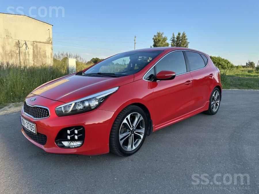 Red Kia Ceed 2017 in Riga, with an engine capacity of 1.60 L and mileage of 111 thousand km for 8000 €, photo 1 on AUTOMOTO.COM.LV