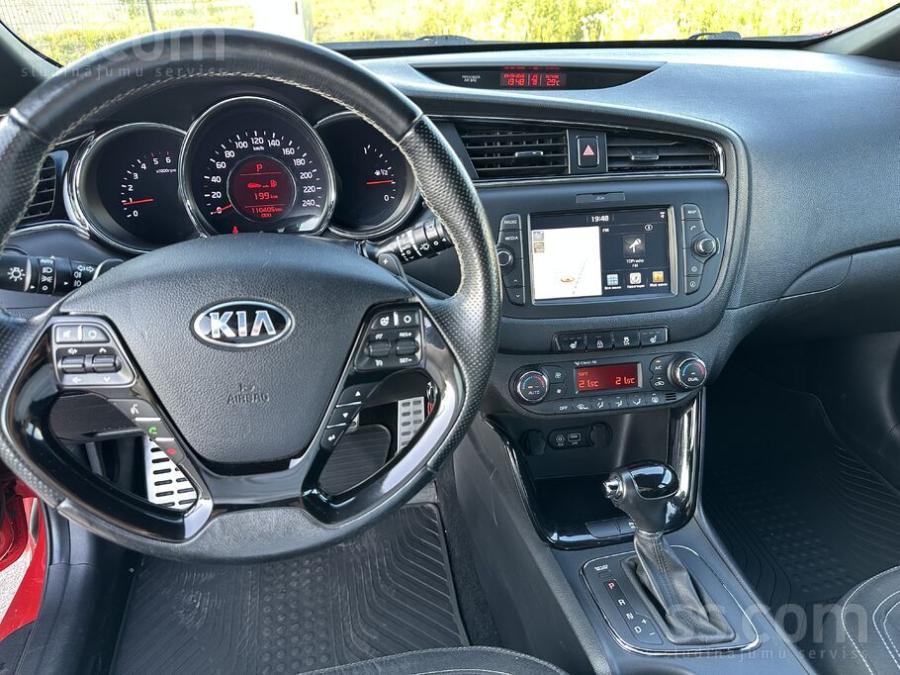 Red Kia Ceed 2017 in Riga, with an engine capacity of 1.60 L and mileage of 111 thousand km for 8000 €, photo 6 on AUTOMOTO.COM.LV
