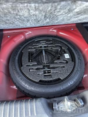 Red Kia Ceed 2017 in Riga, with an engine capacity of 1.60 L and mileage of 111 thousand km for 8000 €, photo 13 on AUTOMOTO.COM.LV