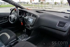 Sarkans Kia Ceed 2018 Rīga, ar dzinēja tilpumu 1.60 L un nobraukumu 92 tūkst. km par 10490 €, foto 10 vietnē AUTOMOTO.COM.LV